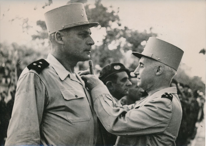 Général-H.-Navarre-et-le-Général-R.-Cogny-1954 | prisonniers de guerre